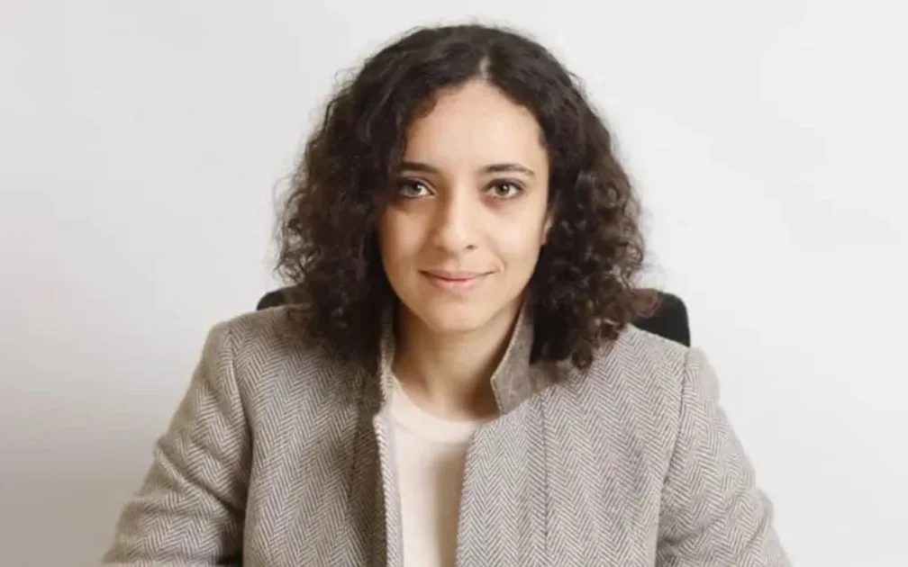 Hanane Mourchid, l'ingénieure marocaine engagée pour l'énergie verte ...