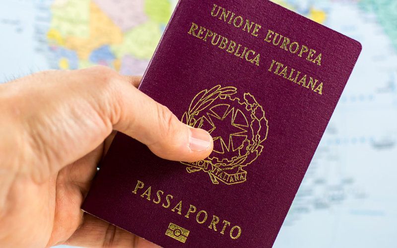 Des Passeports Italiens Authentiques Vendus 100 000 Dirhams Au Maroc des-passeports-italiens-authentiques-vendus-100-000-dirhams-au-maroc