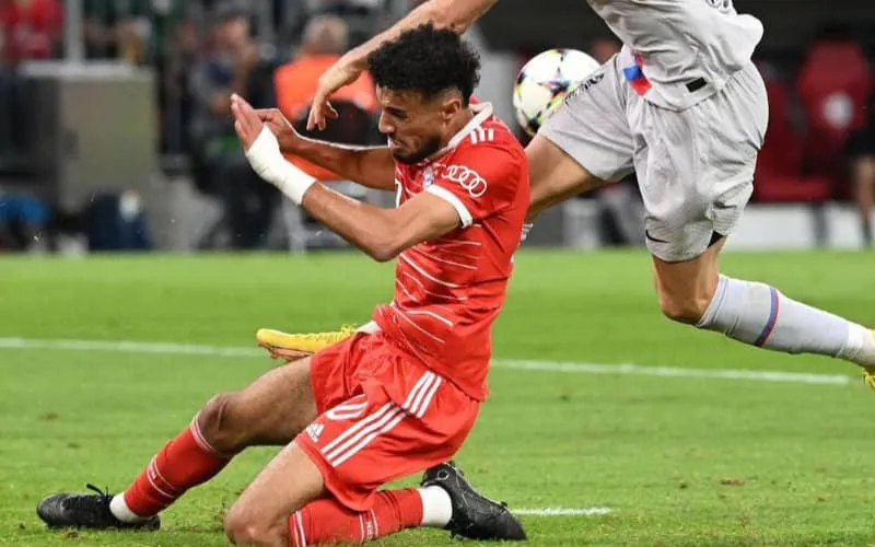 Noussair Mazraoui content de ses débuts avec Bayern Munich Noussair Mazraoui content de ses débuts avec Bayern Munich