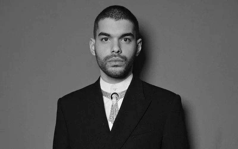 Qui Est Sami Outalbali La Star Montante Du Cinéma Français